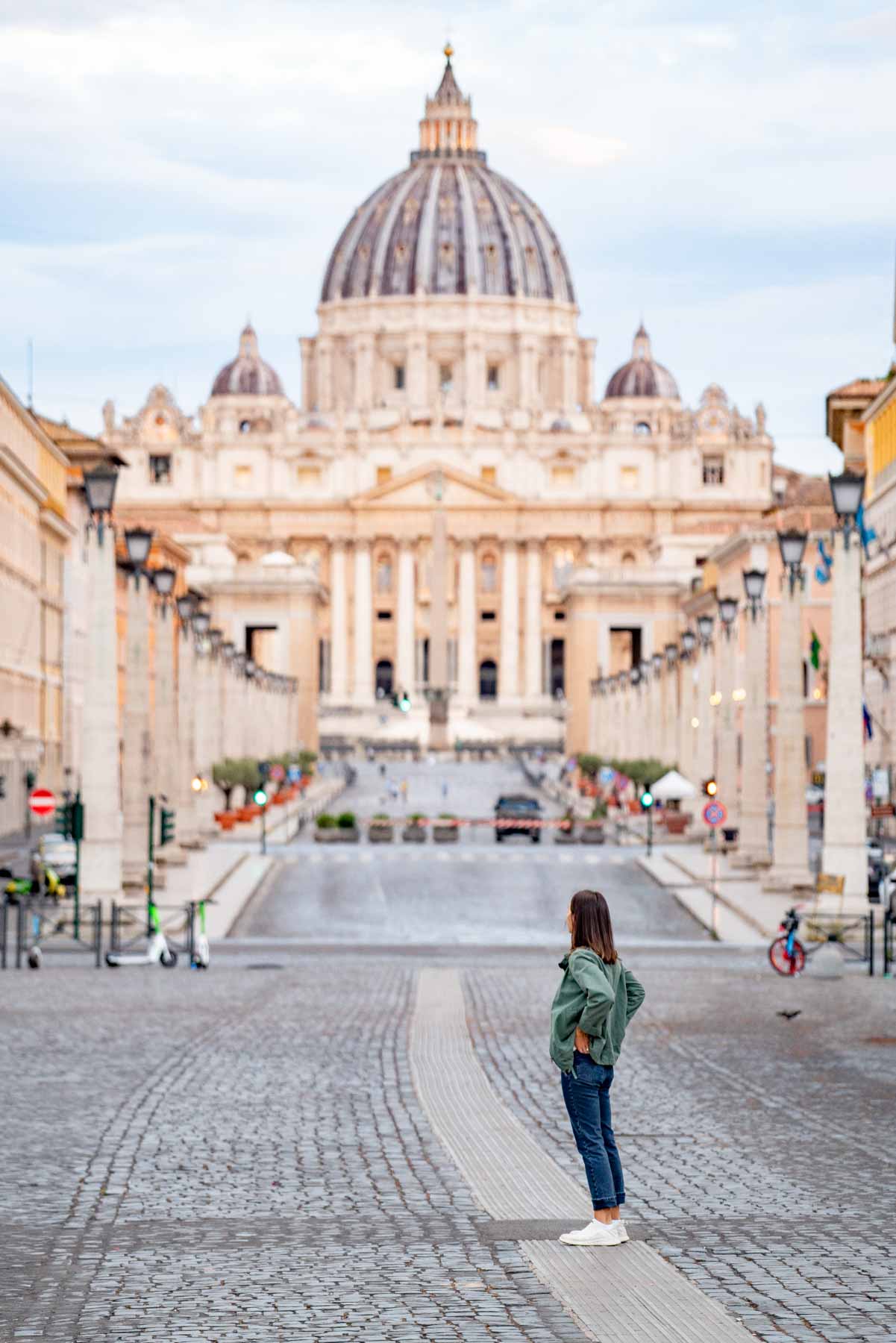 15 JAW-DROPPING Churches in Rome (Helpful Guide)